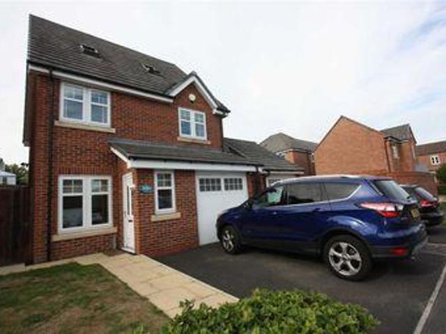 4 Bedrooms Detached house for rent in Stone Lea Way, Atherton, Manchester M46