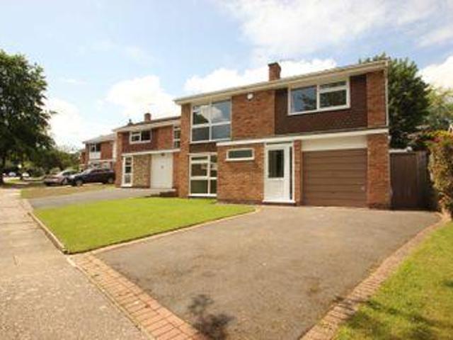 4 Bedrooms Detached house for rent in Sir Richards Drive, Harborne, Birmingham B17
