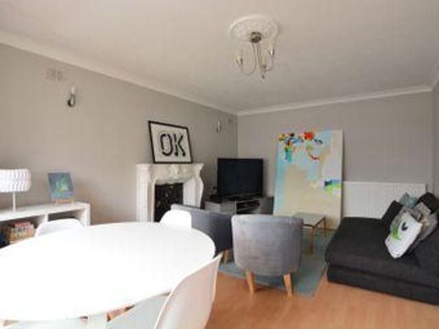 4 Bedrooms Detached house for rent in The Green, Welling DA16