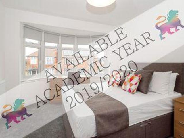 4 Bedrooms Detached house for rent in Warwick Avenue, Beeston, Nottingham NG9