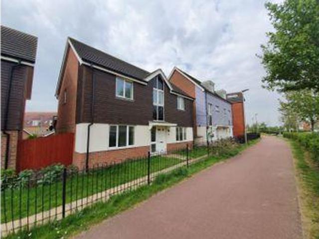 4 Bedrooms Detached house for rent in Watercress Way, Milton Keynes MK10
