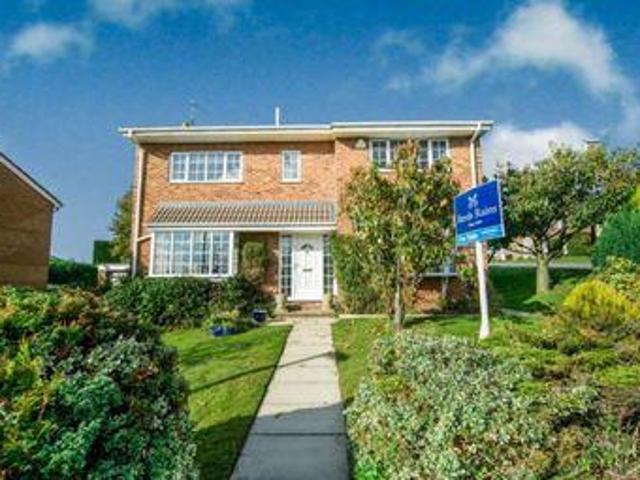 4 Bedrooms Detached house for rent in West Bank Drive, South Anston, Sheffield S25