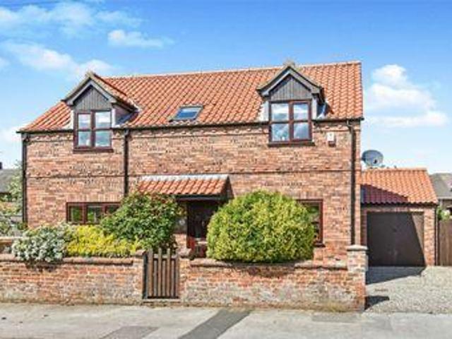 4 Bedrooms Detached house for sale in Main Street, Wheldrake, York YO19