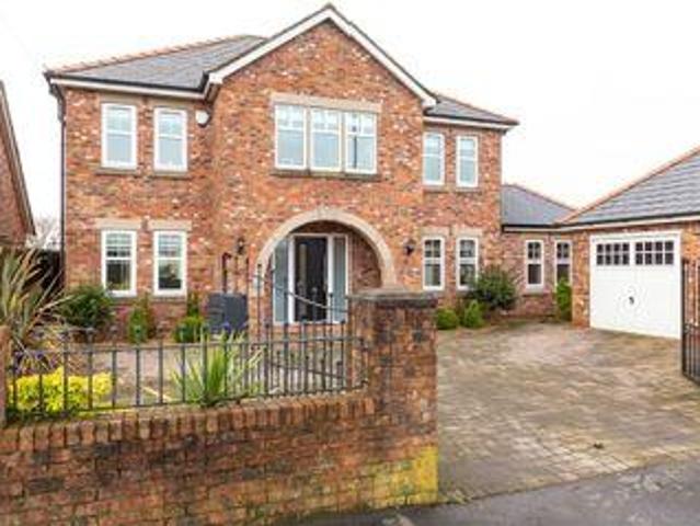 4 Bedrooms Detached house for sale in Manchester Road, Blackrod, Bolton BL6
