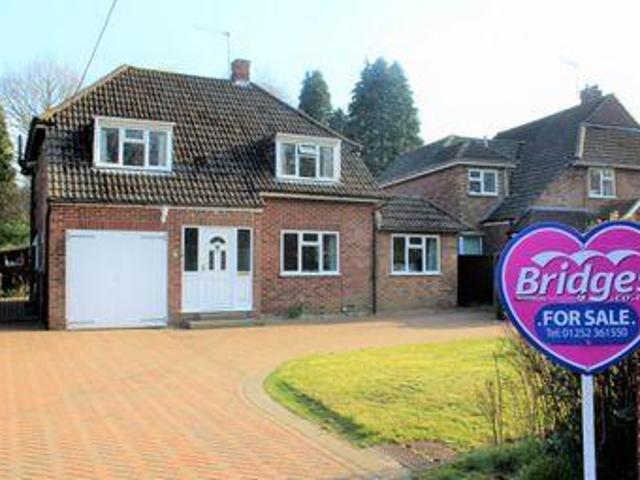4 Bedrooms Detached house for sale in Mariners Drive, Guildford Road, Normandy GU3