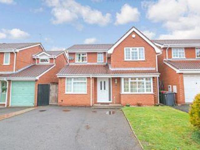 4 Bedrooms Detached house for sale in Martins Drive, Atherstone CV9