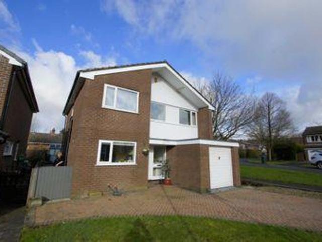 4 Bedrooms Detached house for sale in Meadow Way, Edgworth, Turton, Bolton BL7