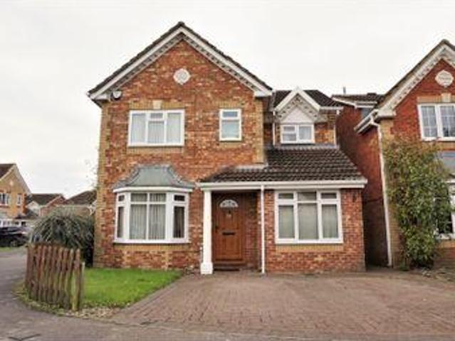 4 Bedrooms Detached house for sale in Merlin Way, Bicester OX26