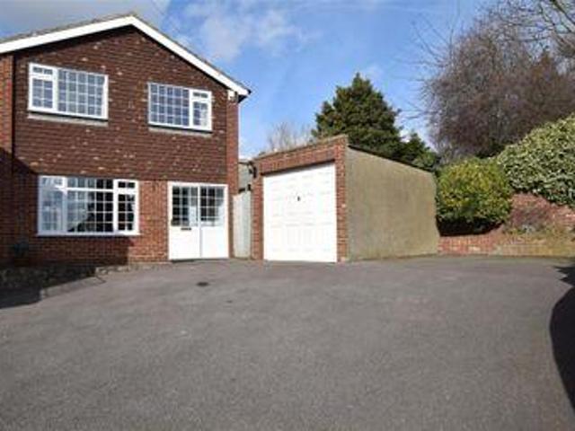 4 Bedrooms Detached house for sale in Mill Close, Frindsbury, Rochester, Kent ME2