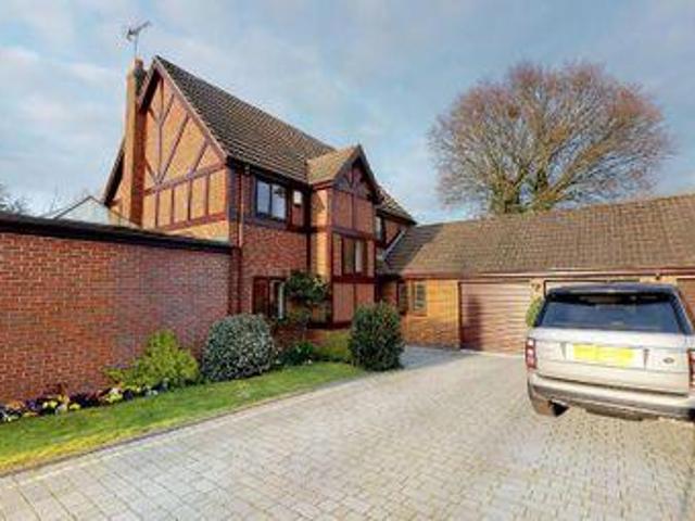 4 Bedrooms Detached house for sale in Mitchell Rise, Yarnfield, Staffordshire ST15