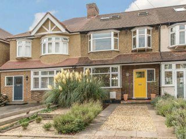 4 Bedrooms Detached house for sale in Monkleigh Road, Morden SM4