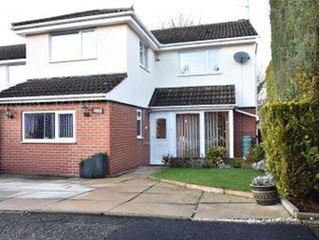 4 Bedrooms Detached house for sale in Morritt Avenue, Leeds, West Yorkshire LS15