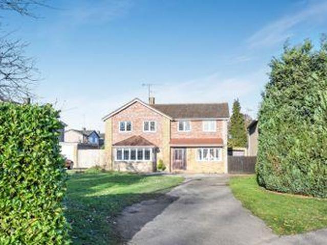 4 Bedrooms Detached house for sale in Nicholas Road, Henley On Thames RG9