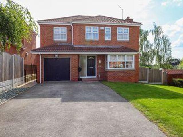 4 Bedrooms Detached house for sale in Owlthorpe Grove, Mosborough, Sheffield S20