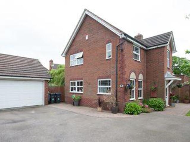 4 Bedrooms Detached house for sale in Oak Way, Sutton Coldfield B76
