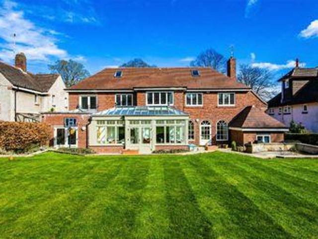 4 Bedrooms Detached house for sale in Oakmead, 28, Stumperlowe Hall Road, Fulwood S10