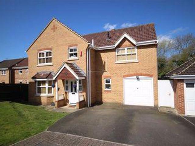 4 Bedrooms Detached house for sale in Oakie Close, Swindon SN25
