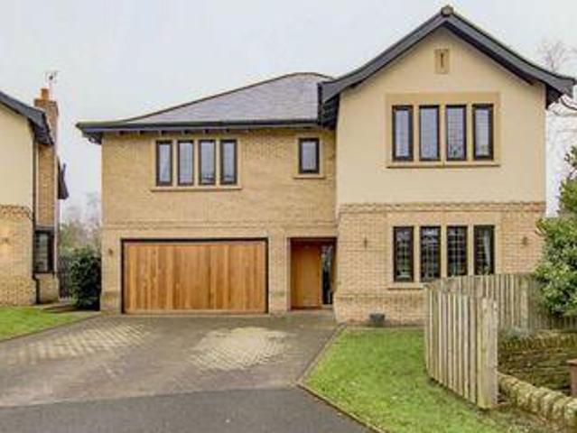 4 Bedrooms Detached house for sale in Oaklands, Rochdale, Lancashire OL11