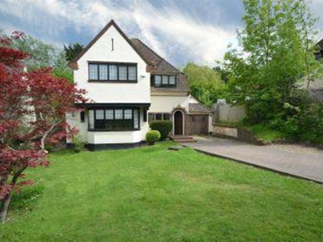 4 Bedrooms Detached house for sale in Oakleigh Avenue, Oakleigh Park, London N20