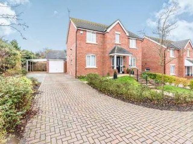 4 Bedrooms Detached house for sale in Orchard Close, Fernhill Heath, Worcester, Worcestershire WR3