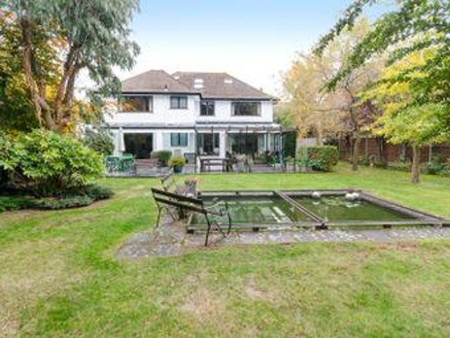 4 Bedrooms Detached house for sale in Abbotts Close, Worthing, West Sussex BN11