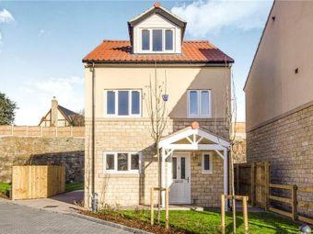 4 Bedrooms Detached house for sale in Abbeystone Gardens, Monk Fryston, Leeds LS25