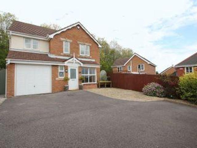 4 Bedrooms Detached house for sale in Afal Sur, Barry CF63
