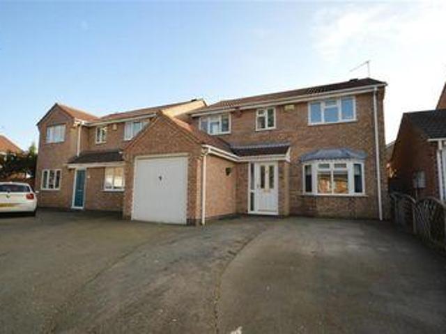 4 Bedrooms Detached house for sale in Alyssum Way, Narborough LE19