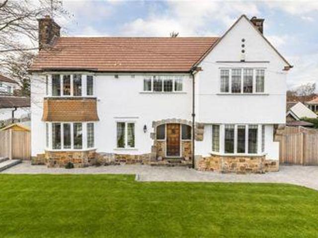 4 Bedrooms Detached house for sale in Ancaster Road, Leeds, West Yorkshire LS16