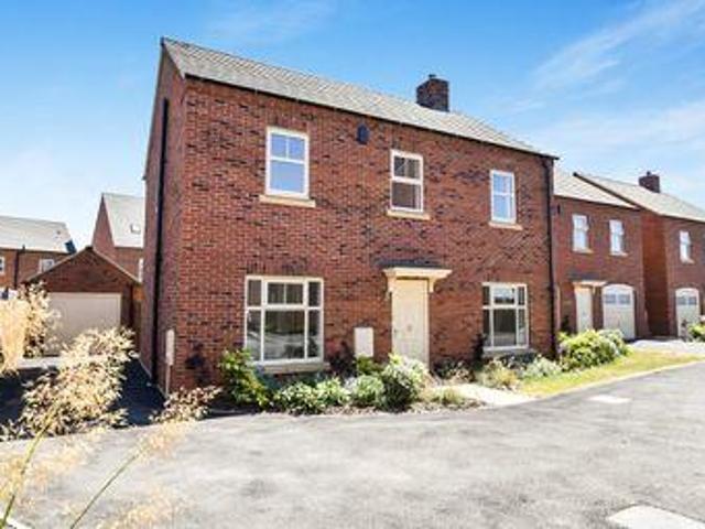 4 Bedrooms Detached house for sale in Ash Close, Burton On Trent DE14