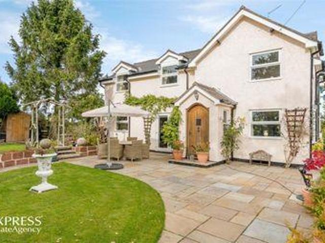 4 Bedrooms Detached house for sale in Ash Road, Broughall, Whitchurch, Shropshire SY13