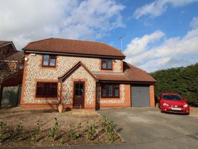 4 Bedrooms Detached house for sale in Ashness Close, Gamston, Nottingham NG2