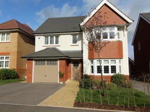 4 Bedrooms Detached house for sale in Burdons Close, Wenvoe, Cardiff CF5
