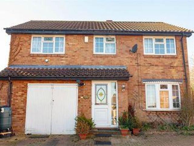 4 Bedrooms Detached house for sale in Byward Close, Neath Hill, Milton Keynes, Buckinghamshire MK14