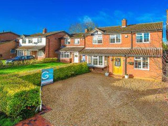 4 Bedrooms Detached house for sale in Baker Avenue, Broughton NN14