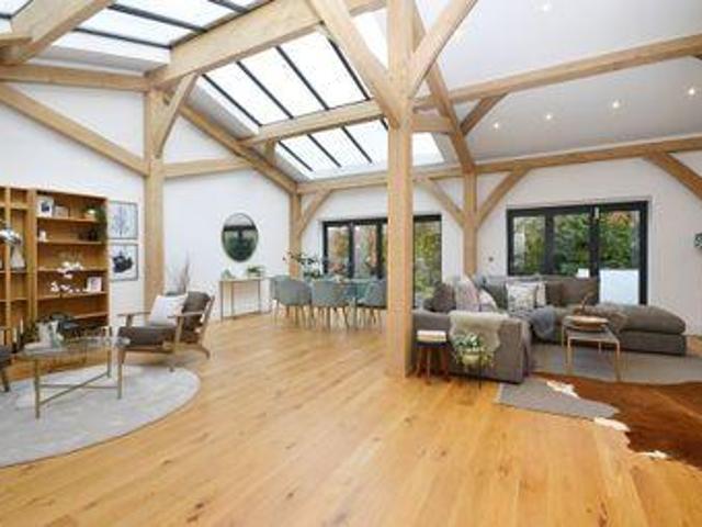 4 Bedrooms Detached house for sale in Bath Road, Saltford, Avon BS31