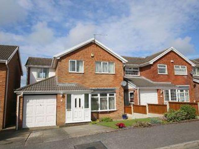 4 Bedrooms Detached house for sale in Bay Horse Drive, Scotforth, Lancaster LA1