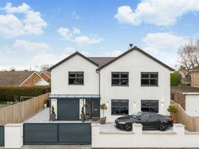 4 Bedrooms Detached house for sale in Beckwith Road, Harrogate, North Yorkshire HG2
