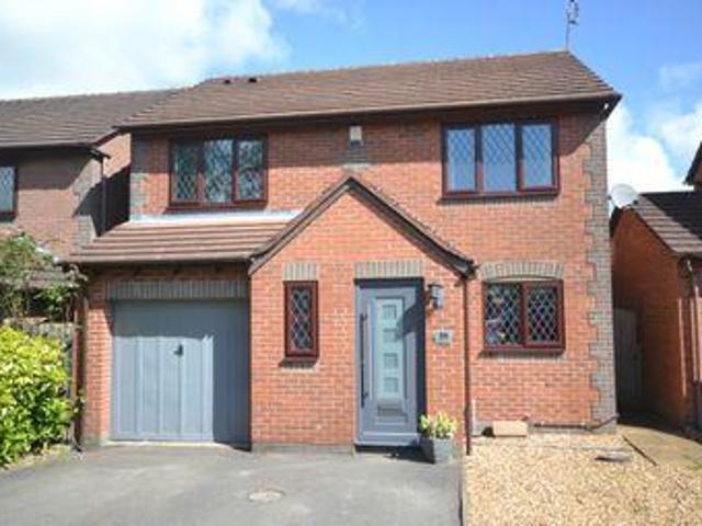 4 Bedrooms Detached house for sale in Beck Road, Madeley, Crewe CW3