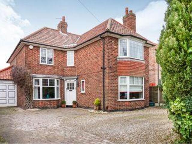 4 Bedrooms Detached house for sale in Beckfield Lane, York YO26