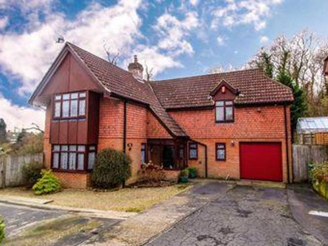 4 Bedrooms Detached house for sale in Beauport Home Farm Close, St Leonards On Sea, East Sussex TN37