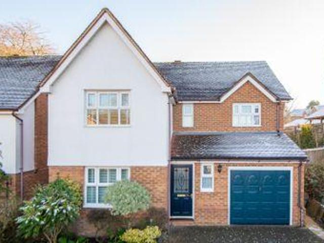 4 Bedrooms Detached house for sale in Beech Avenue, Chartham, Nr Canterbury CT4