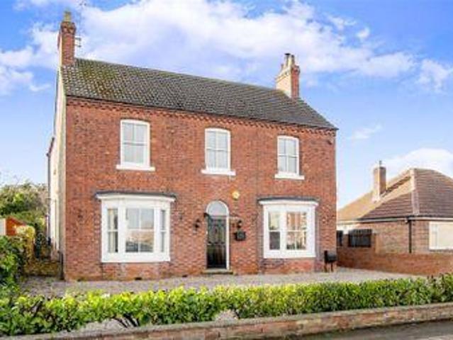 4 Bedrooms Detached house for sale in Beechwood, Station Street, Misterton, Doncaster DN10