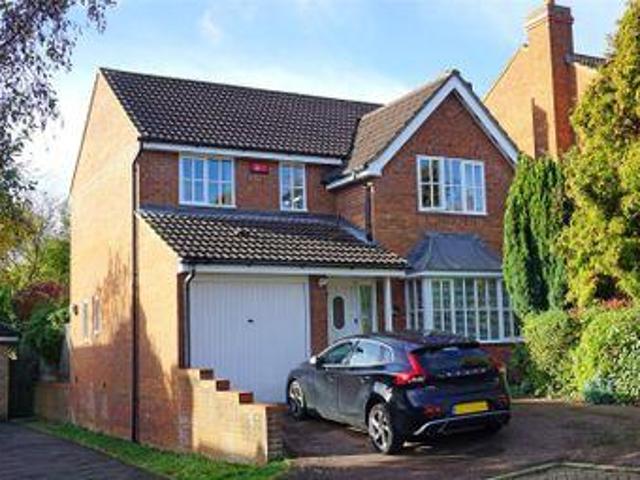 4 Bedrooms Detached house for sale in Benslow Lane, Hitchin SG4