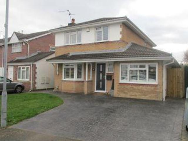 4 Bedrooms Detached house for sale in Bessborough Drive, Carlton Gardens, Grangetown, Cardiff CF11