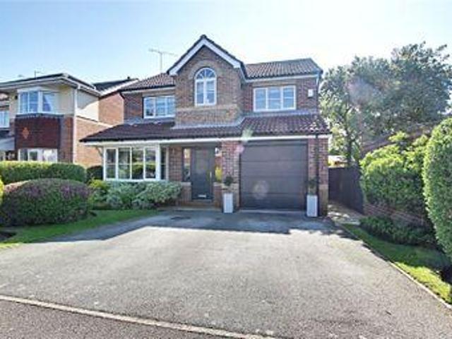 4 Bedrooms Detached house for sale in Beverley Drive, Beverley, East Yorkshire HU17