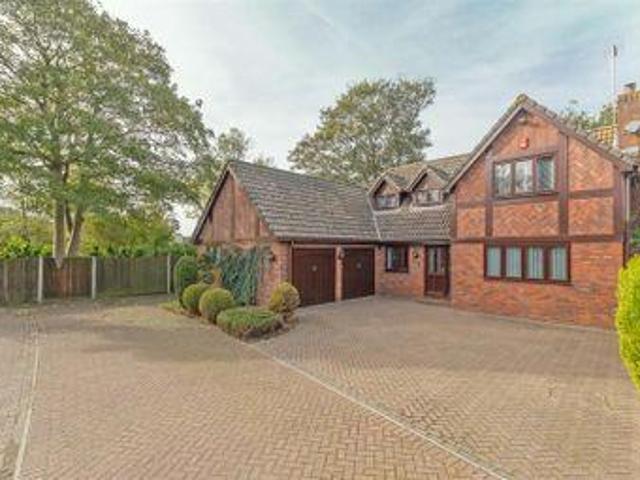 4 Bedrooms Detached house for sale in Blandford Gardens, Sittingbourne ME10