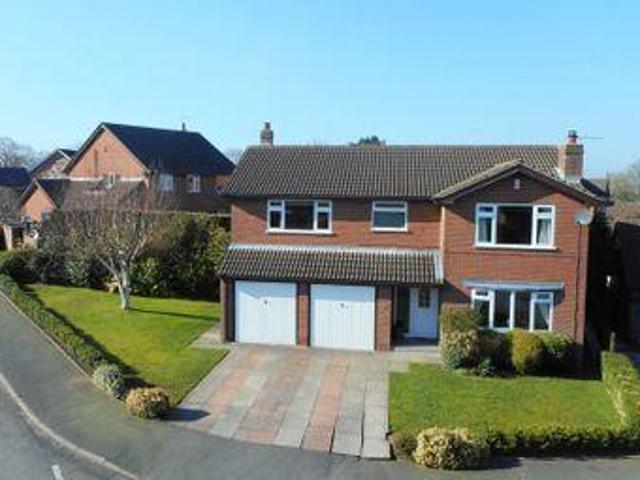 4 Bedrooms Detached house for sale in Blaizefield Close, Woore, Crewe CW3