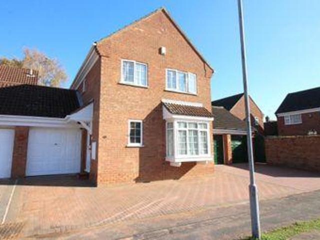 4 Bedrooms Detached house for sale in Blakeney Drive, Luton, Bedfordshire LU2