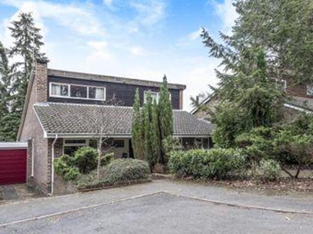 4 Bedrooms Detached house for sale in Bracknell, Berkshire RG12